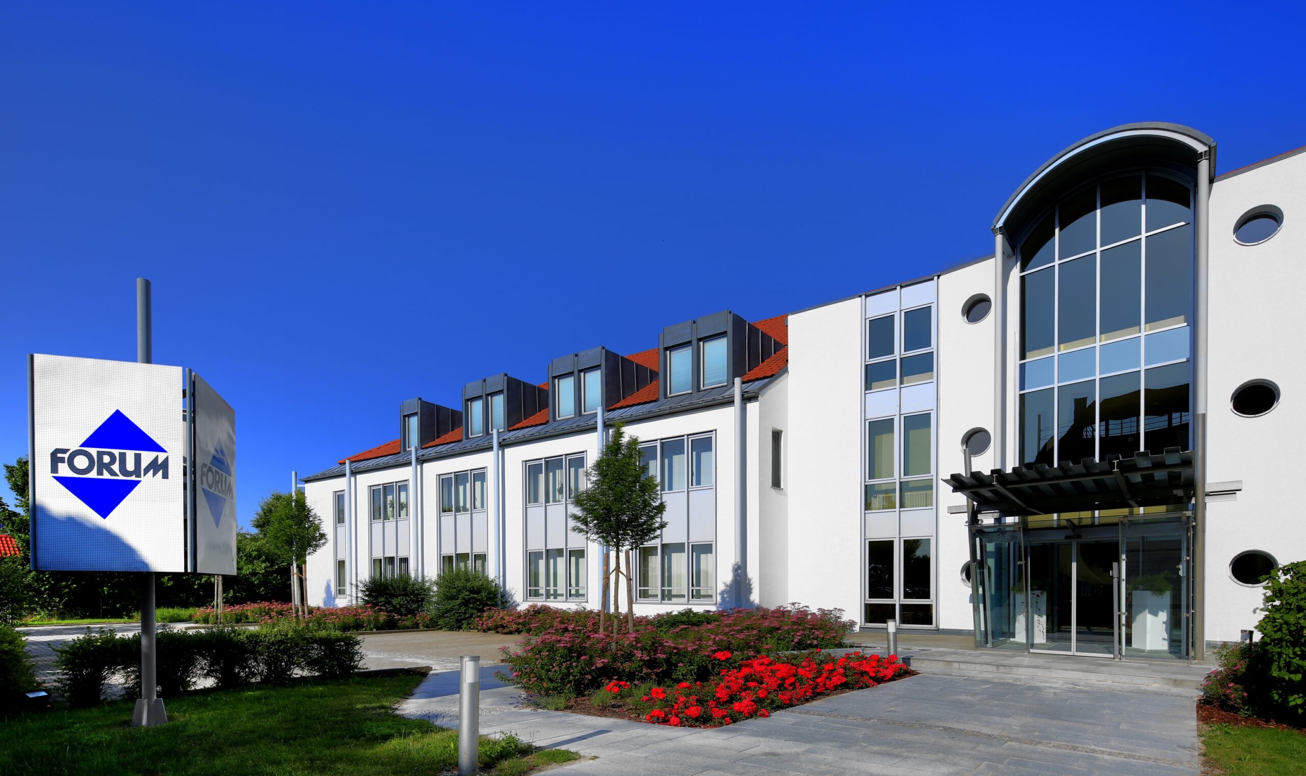 Über uns – FORUM MEDIA GROUP